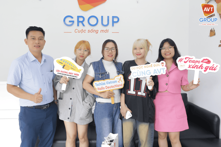 AVT Group tiễn đoàn bay du học nghề Đức ngày 14/8/2024